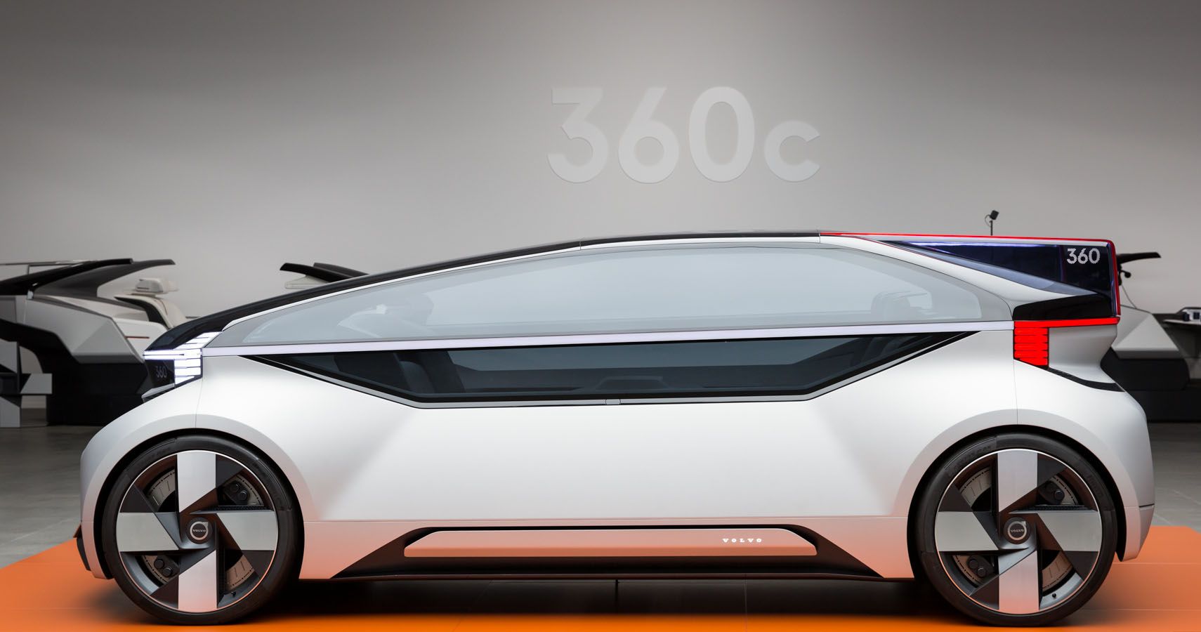 Volvo Proposes Self-Driving Pods For The Future Of Travel