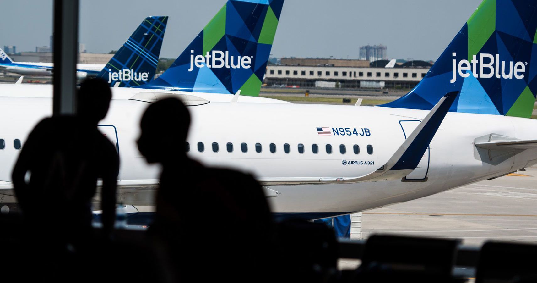 JetBlue Is Sending Volunteers To Mystery Destinations For Free