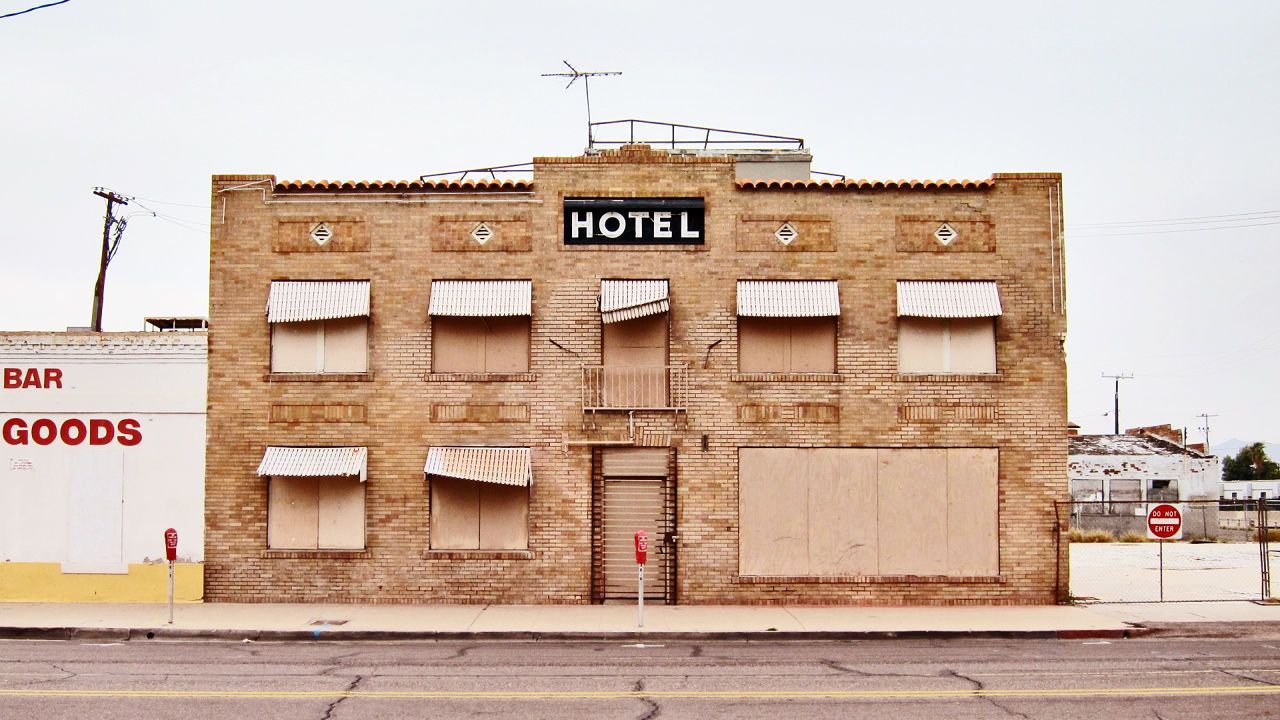 20 Common Solo Travel Tips That Are Actually Really Unhelpful