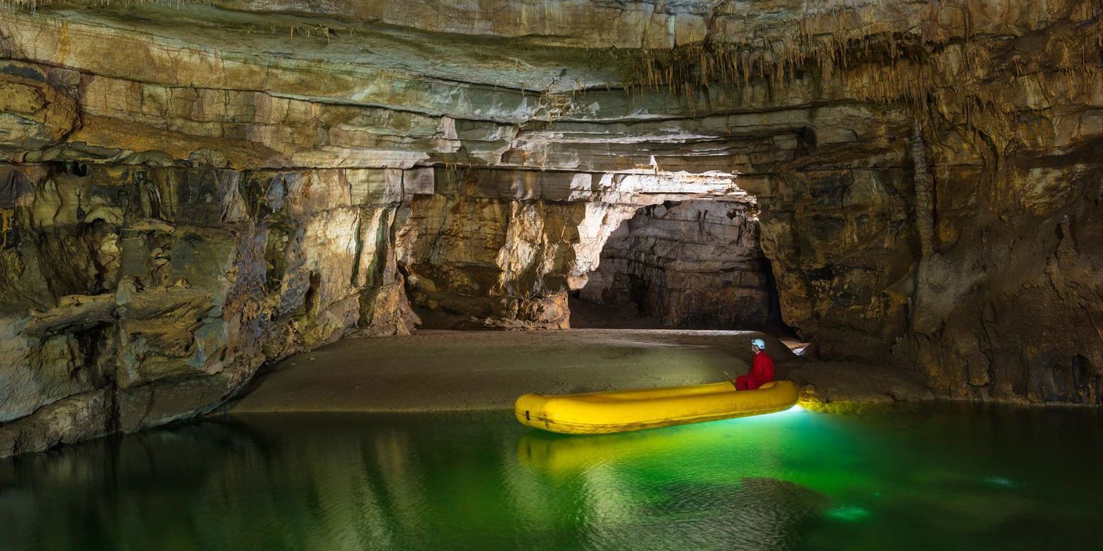 10 American Caves Only The Brave Dare Visit