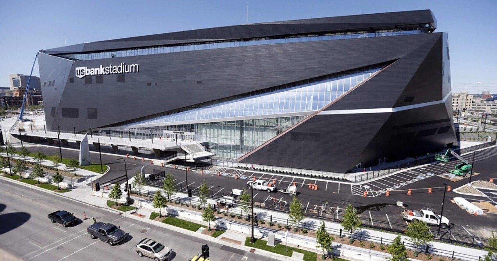 London Man Aiming To Visit All 31 NFL Stadiums Now Past Halfway Point