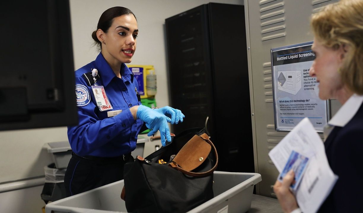 According To TSA: 15 Things All Fliers Going Through Security Should Do