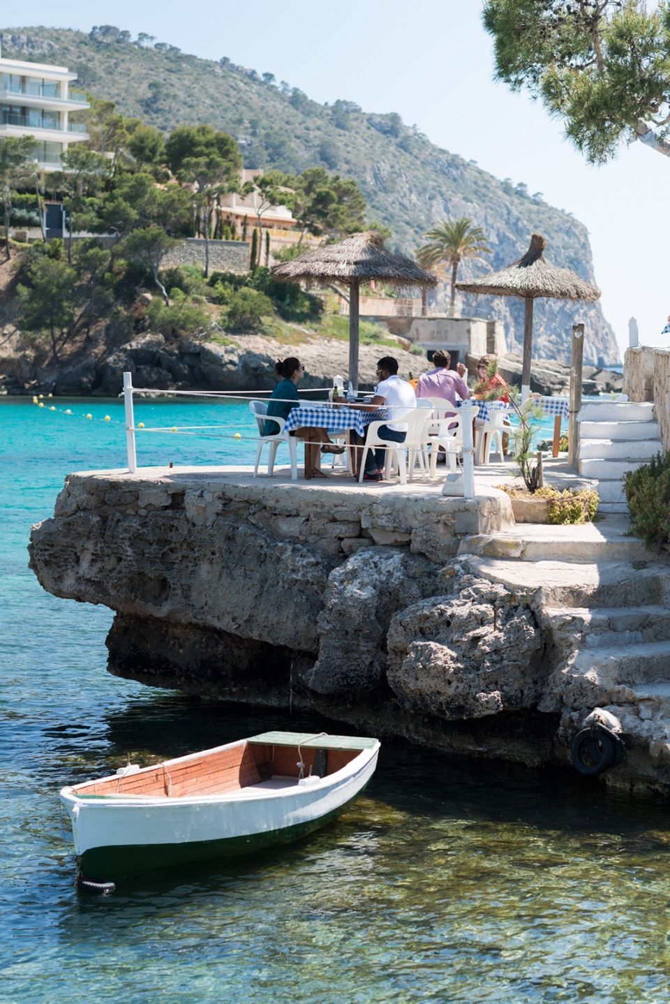 24 Vacation Destinations To Enjoy Spring Break (Without The Crowds)