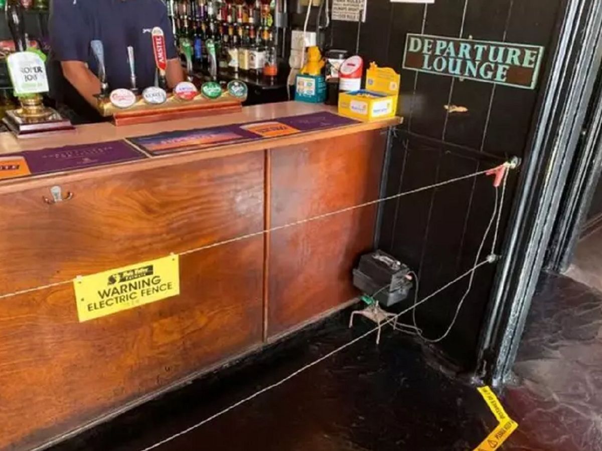 An Electric Fence For Social Distancing? This British Pub Says "Yes"