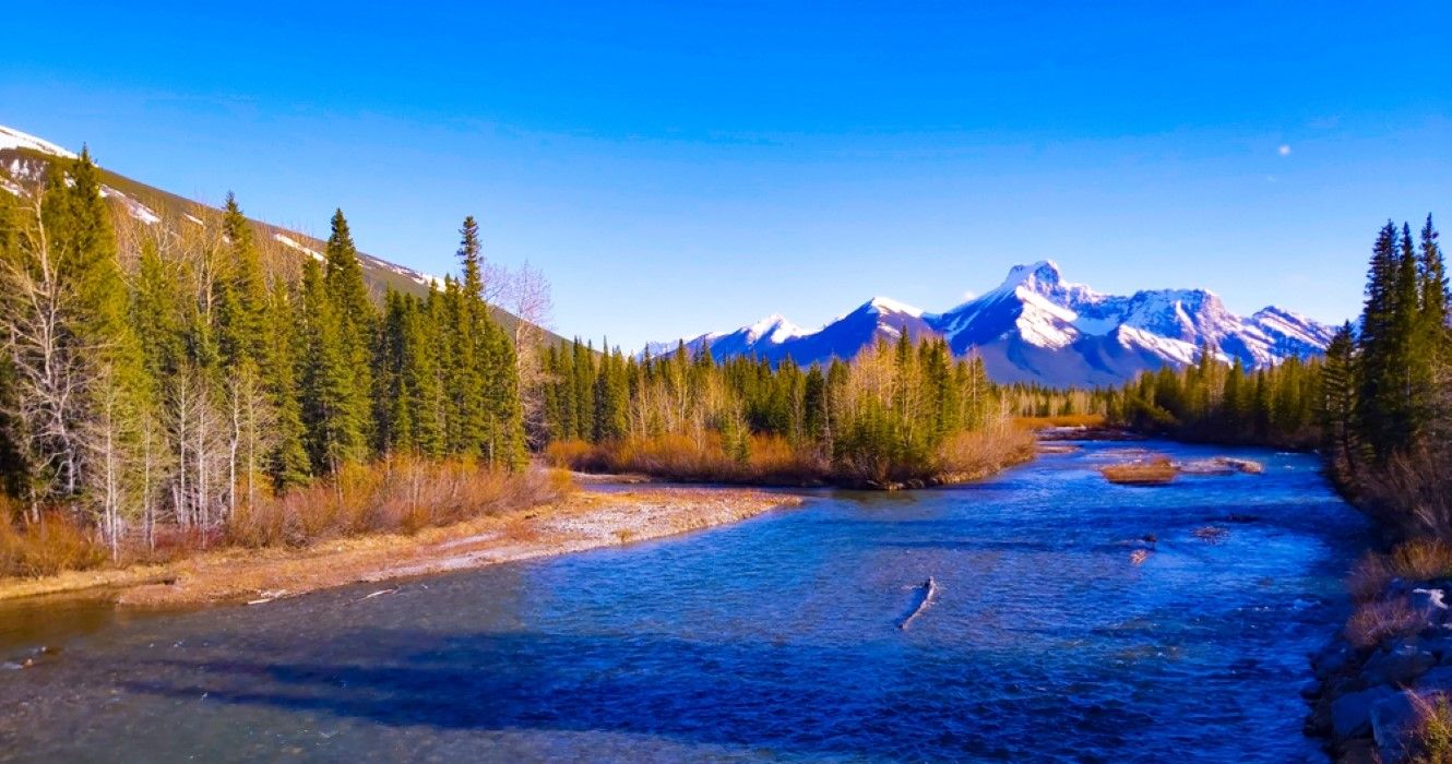 14 Beautiful Towns In Alberta That Give Banff A Run For Its Money