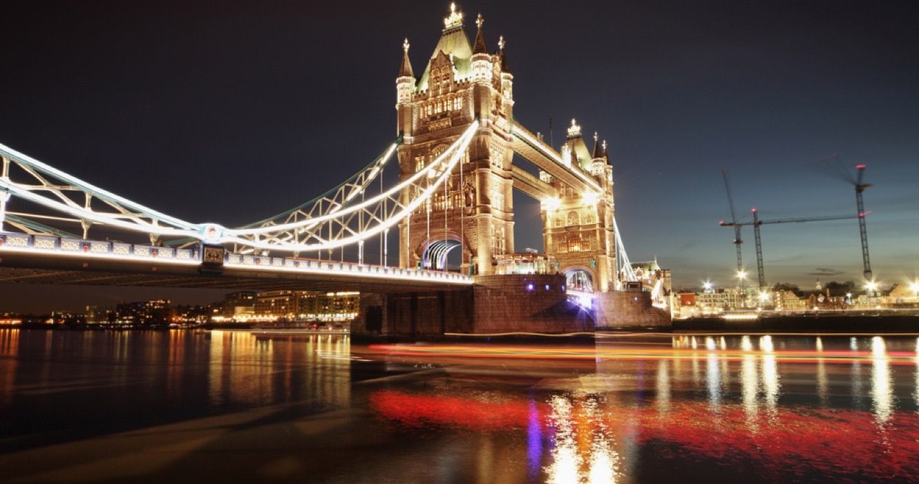 This is How You Can Best Experience Nightlife In London