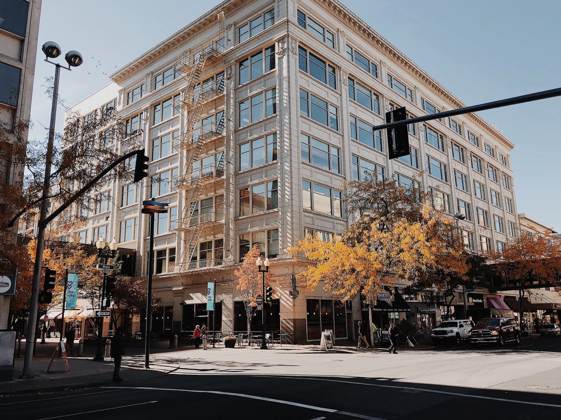 Largest Urban Waterfall & More: The Ultimate Travel Guide To Spokane ...