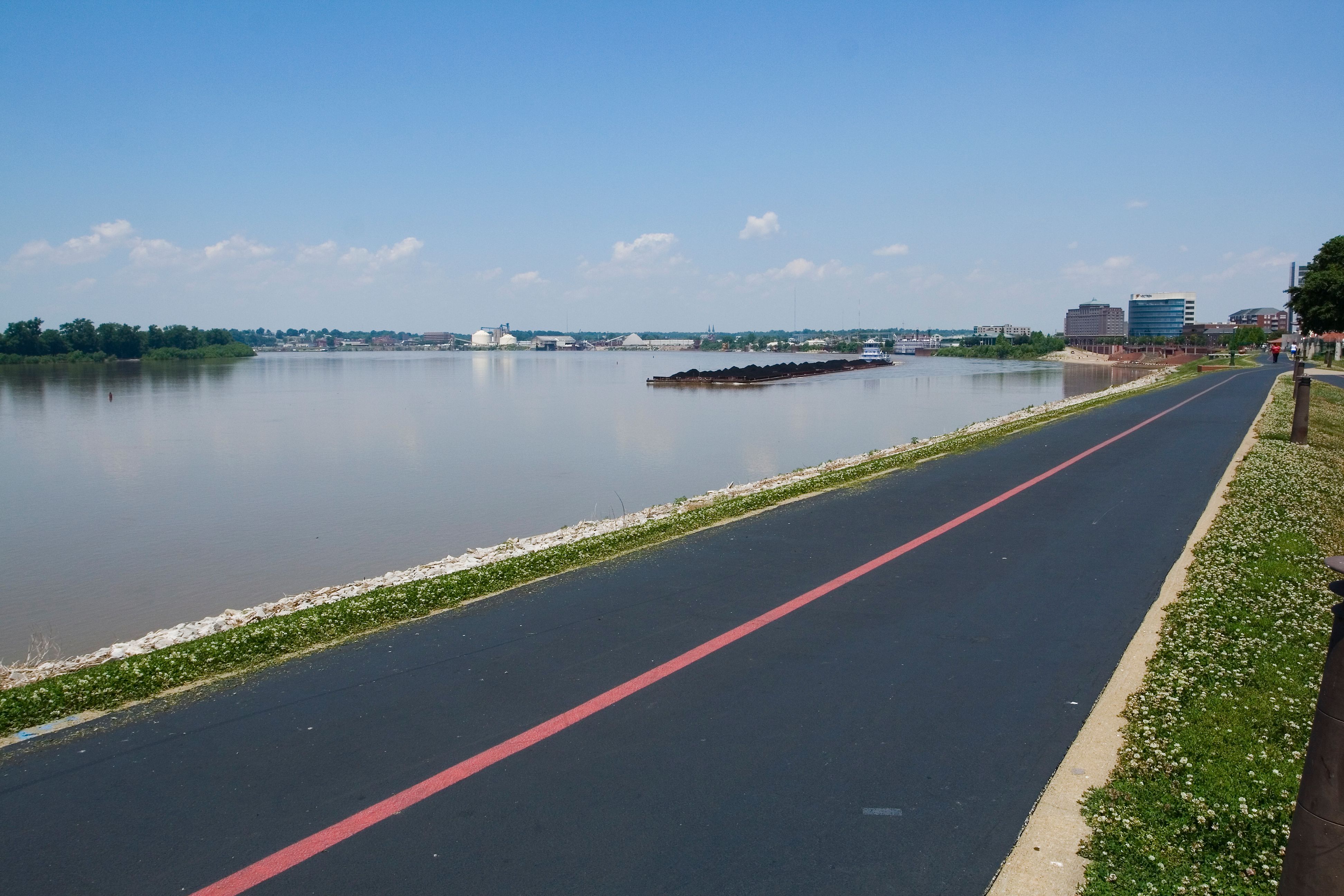 Scenery On The Ohio River: The Ultimate Guide To Evansville & Things To Do