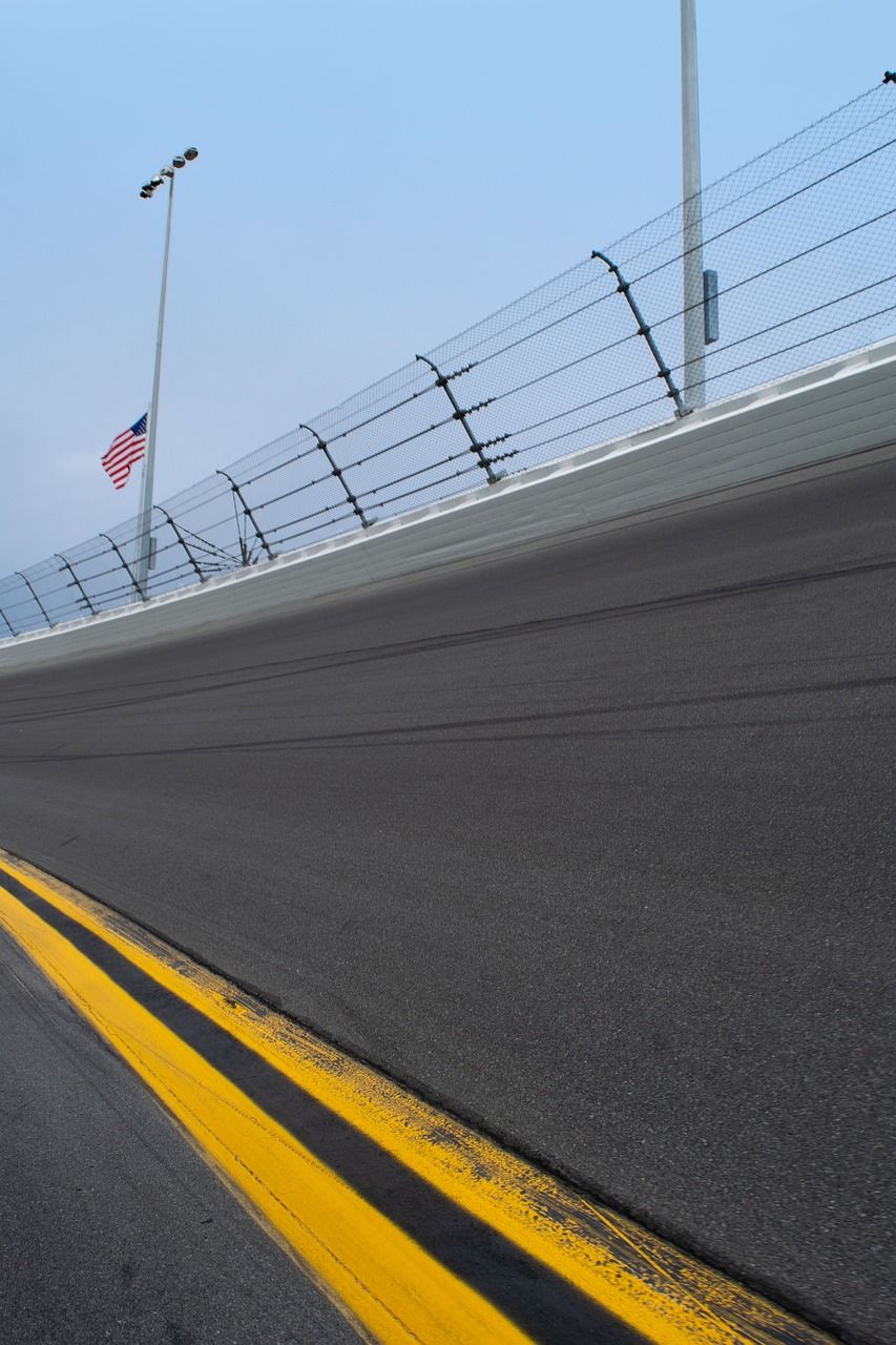 Speed & Thrills Await: Your Guide To The Daytona 500 In Florida