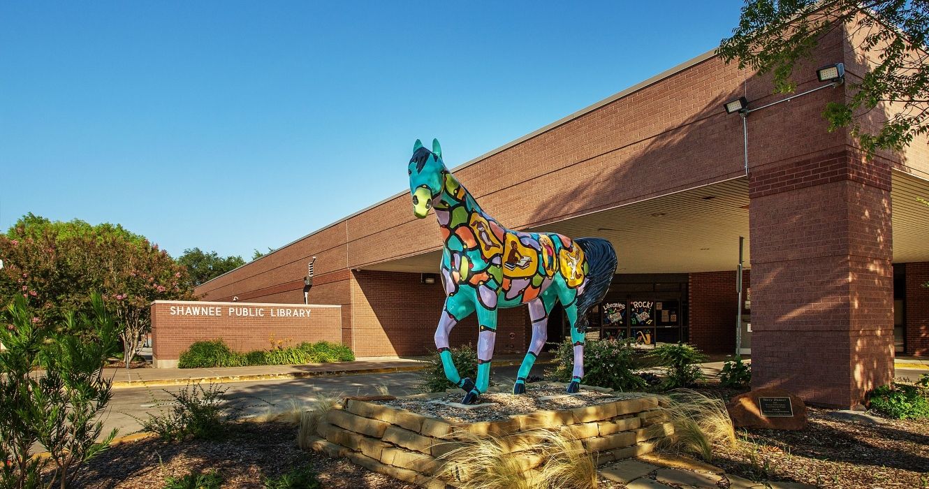 An Agricultural Hub & More: The Ultimate Guide To Shawnee & Things To Do