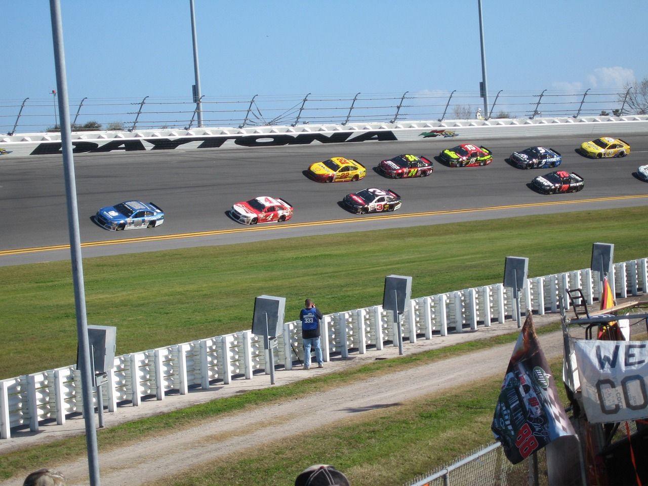 Speed & Thrills Await: Your Guide To The Daytona 500 In Florida