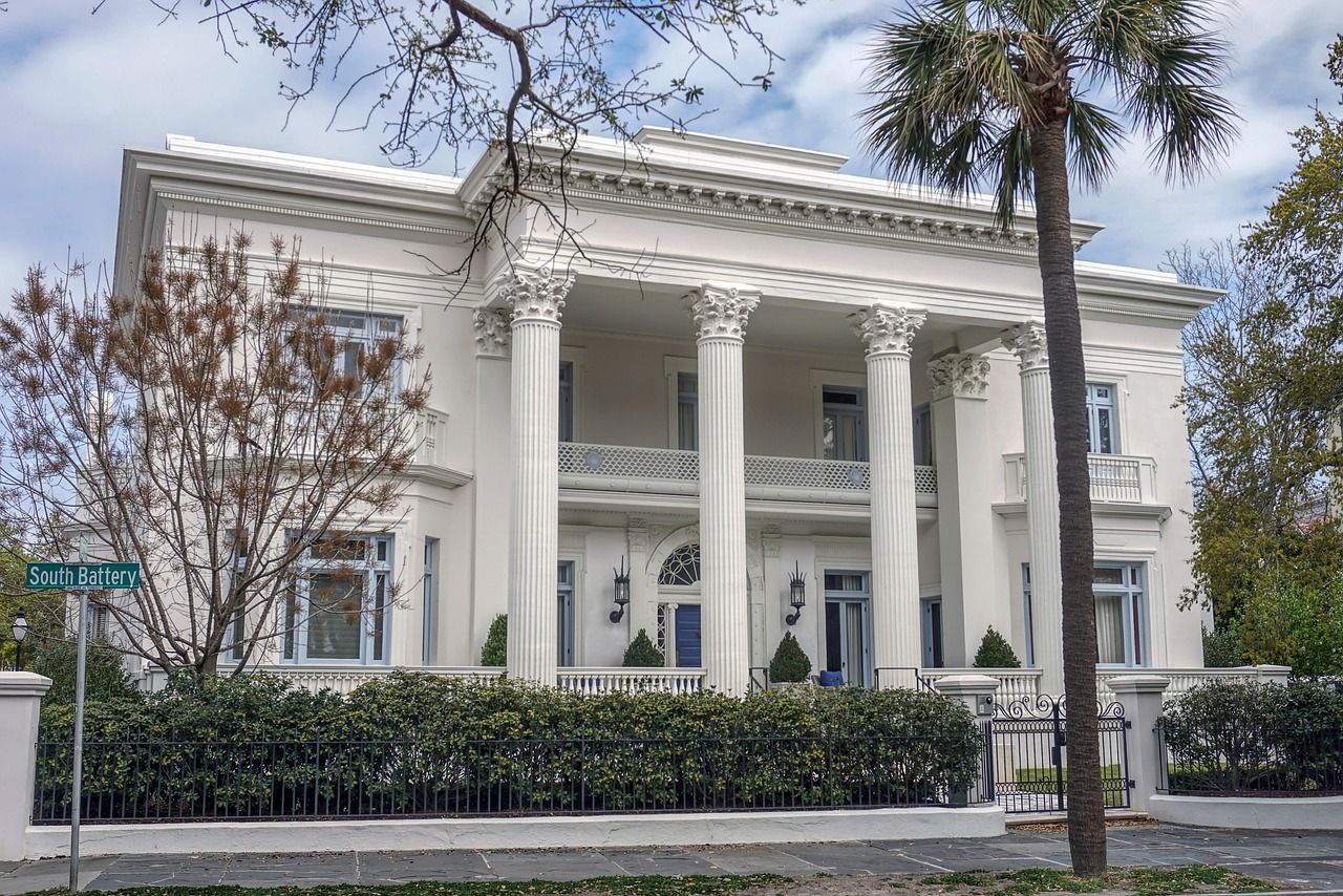 Explore The Serenity And Scenic Splendor Of Charleston's Battery And ...