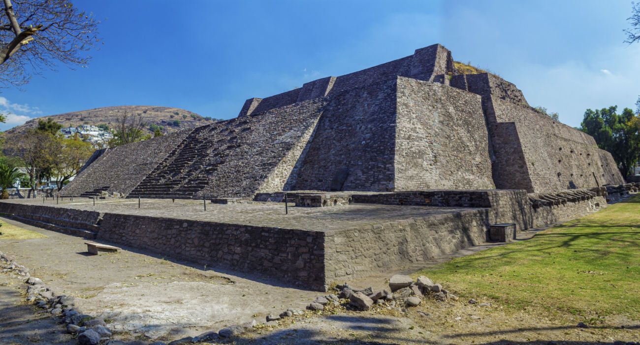 Aztec Pyramid