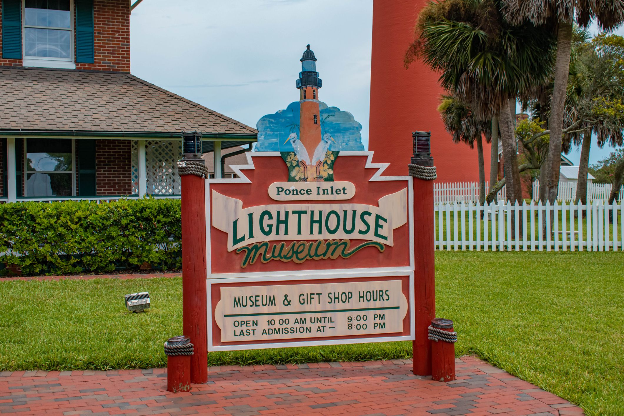 14 Vacation Spots In Florida That Won't Break The Bank