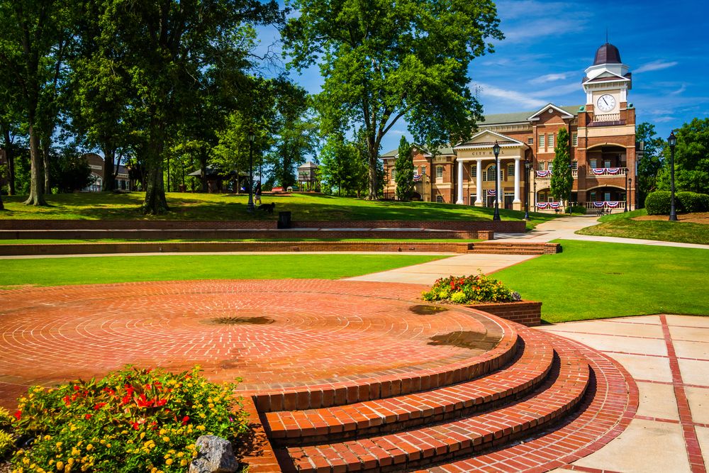 10 Truly Underrated Towns In Georgia That Deserve To Be Explored
