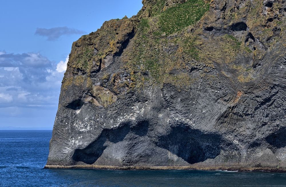 There Is A Real Elephant Rock In Iceland (& Here's How To Visit)