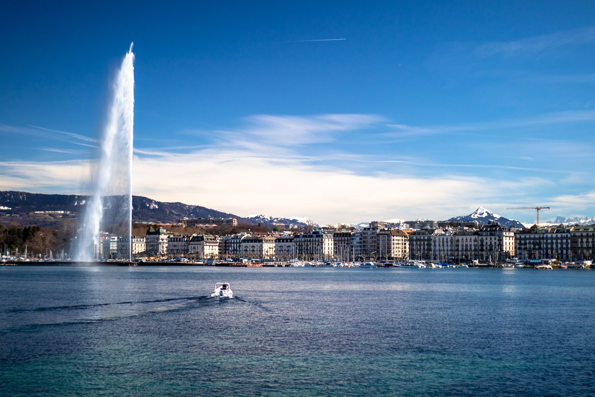 11 Things To Do In Geneva: Complete Guide To This Stunning Lake City