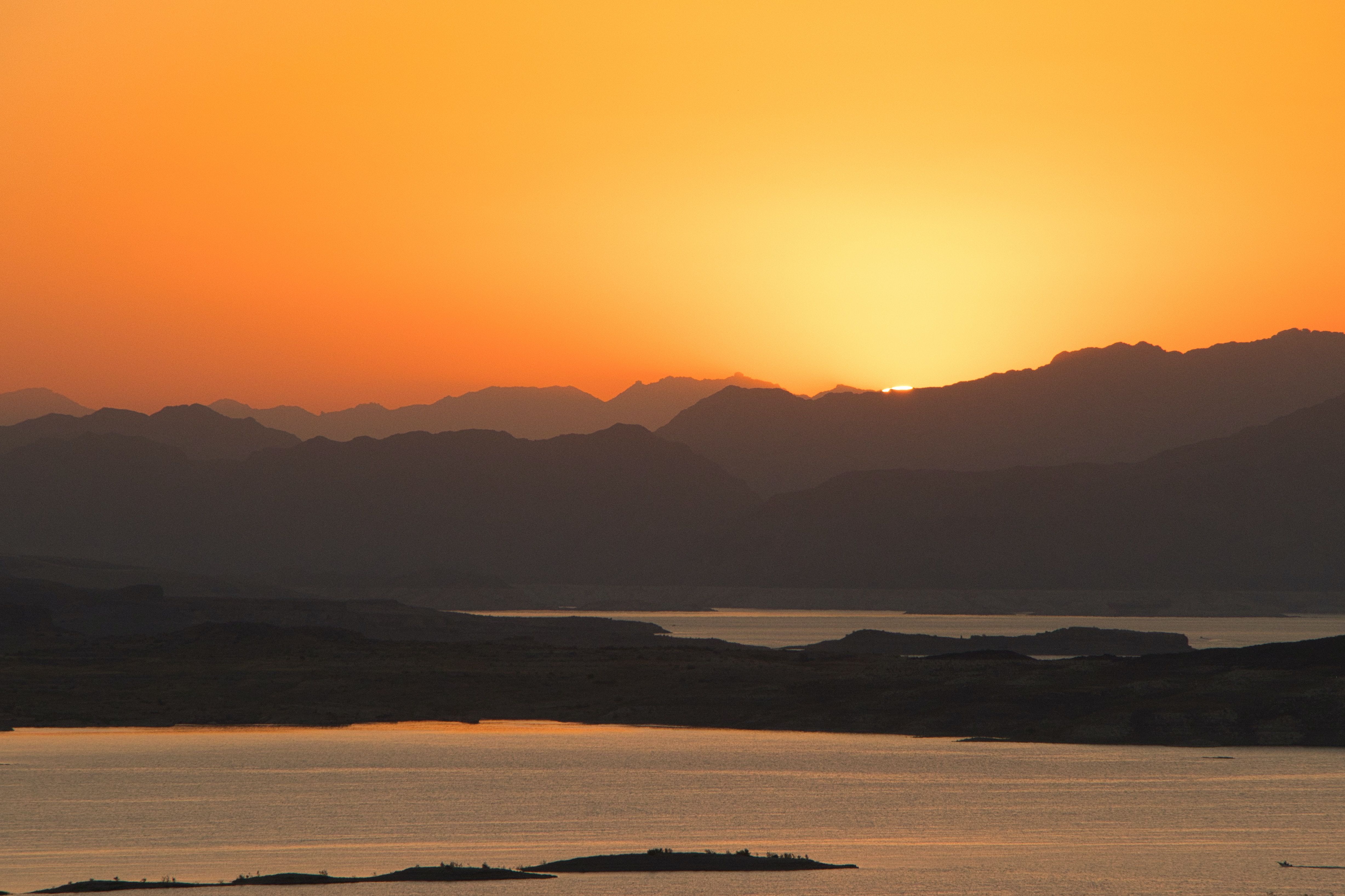 10 Amazing Things You Probably Didn't Know About Lake Mead