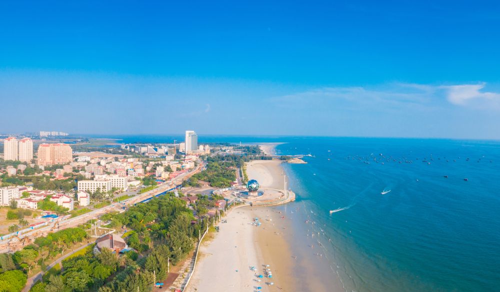 10 Most Beautiful Beaches In China To Explore, From Crystal Waters To ...