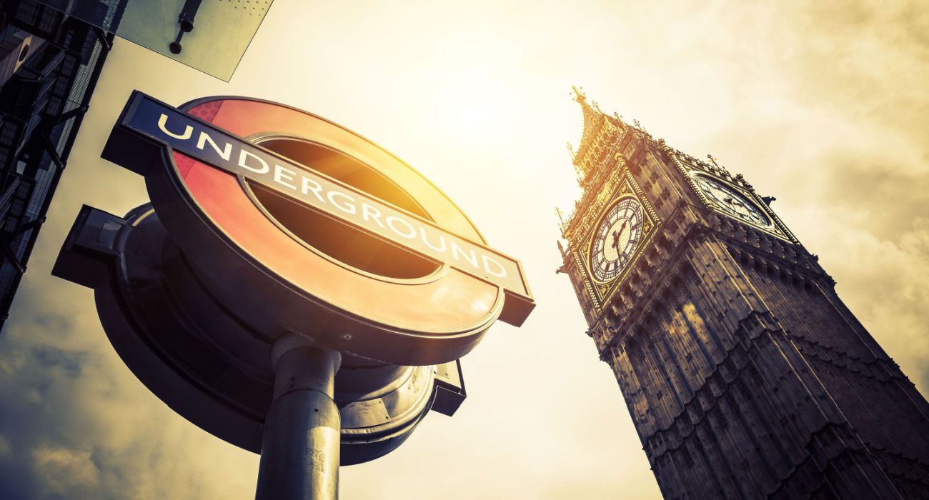 What To Know About The Secret Tunnel Under The Thames Next To The Tower ...