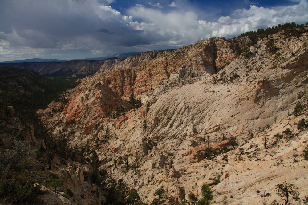 Hell's Backbone: Everything To Know About Utah's Extreme Scenic Road