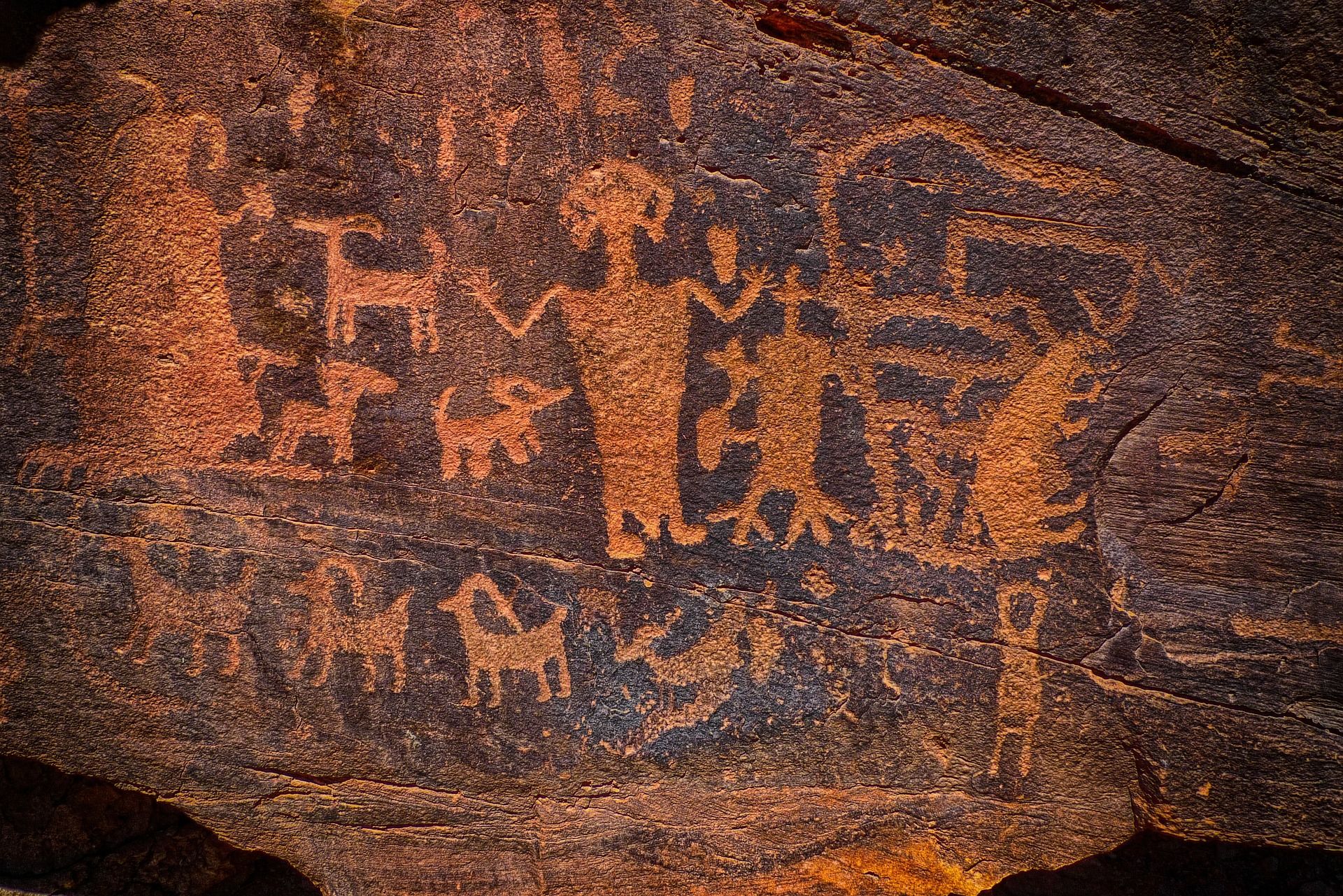 10 Incredible Ancient Places Where You Can Find Petroglyphs Around The U.S.