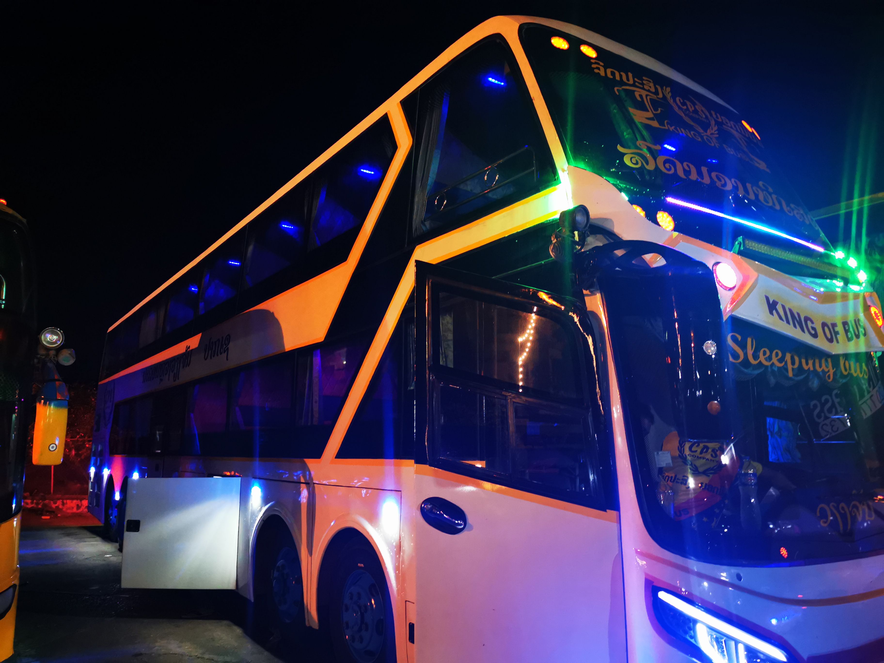 Sleeping Buses In Vietnam Are Safe (& How To Plan For An Overnight Ride)