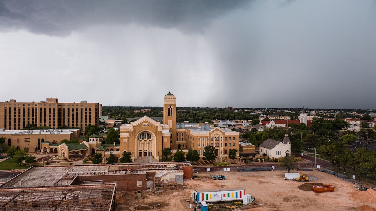 Road Trip Bucket List: 10 Major Cities To Stop At Along Route 66