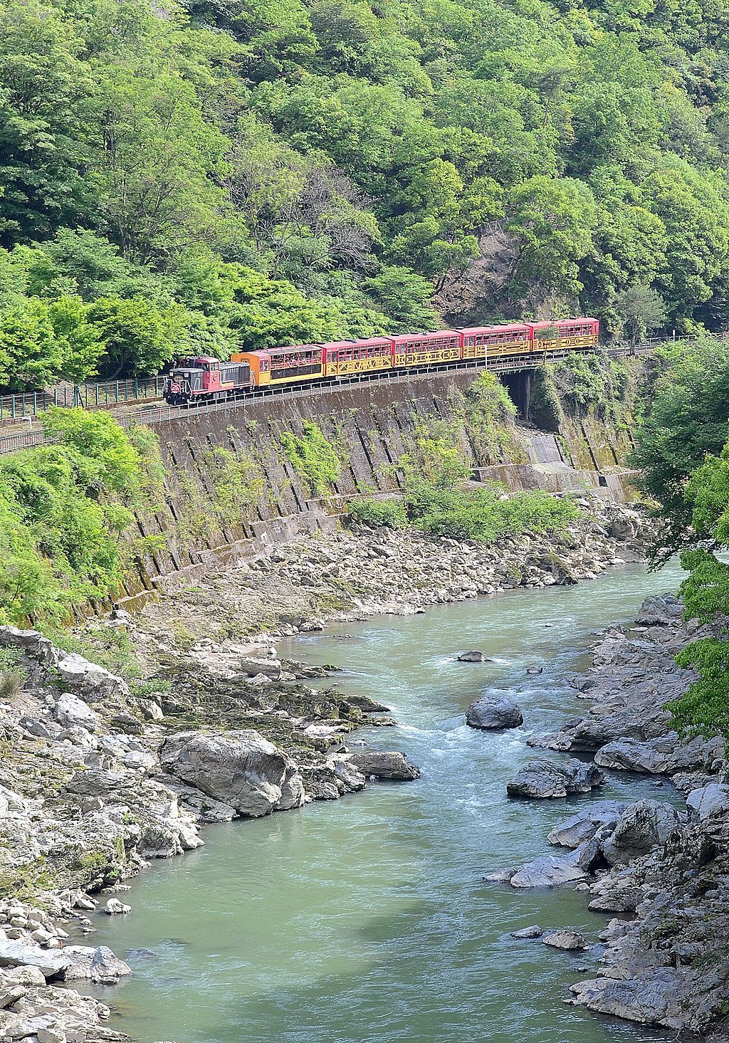This Scenic Kyoto Train Shows Off The Beauty Of Rural Japan