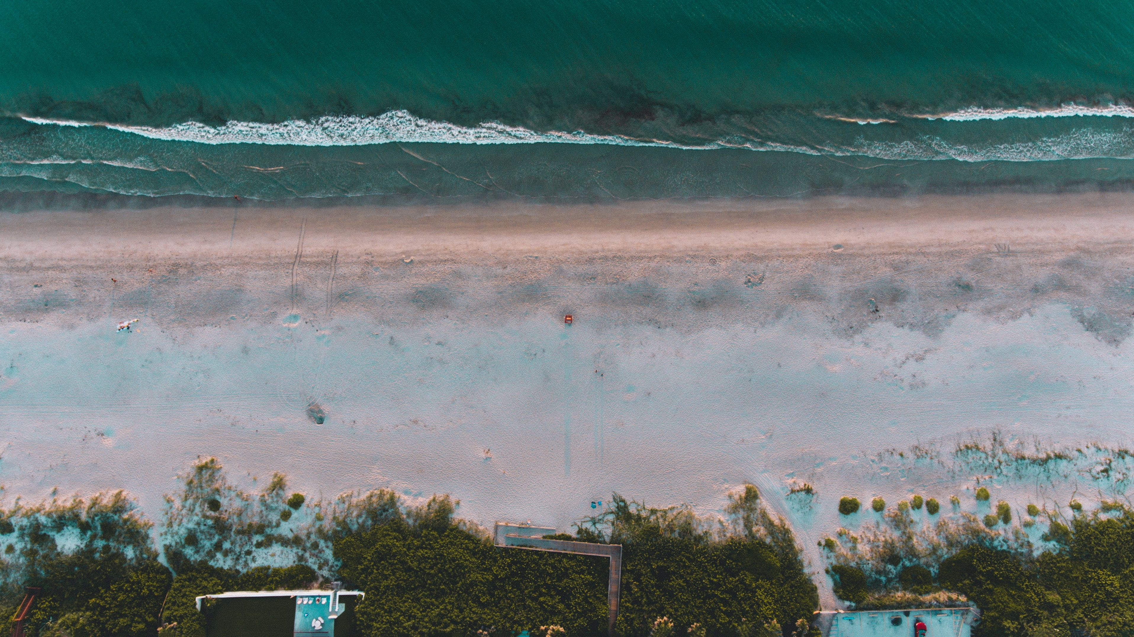 10 Small Florida Beach Towns To Retire For Less Than $2,500 A Month