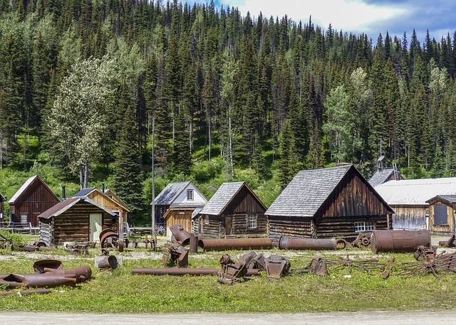 10 Incredible Ghost Towns In Canada To Explore Today