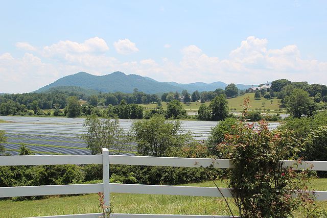 10 Most Breathtaking Farm Resorts In The World (Besides Blackberry ...