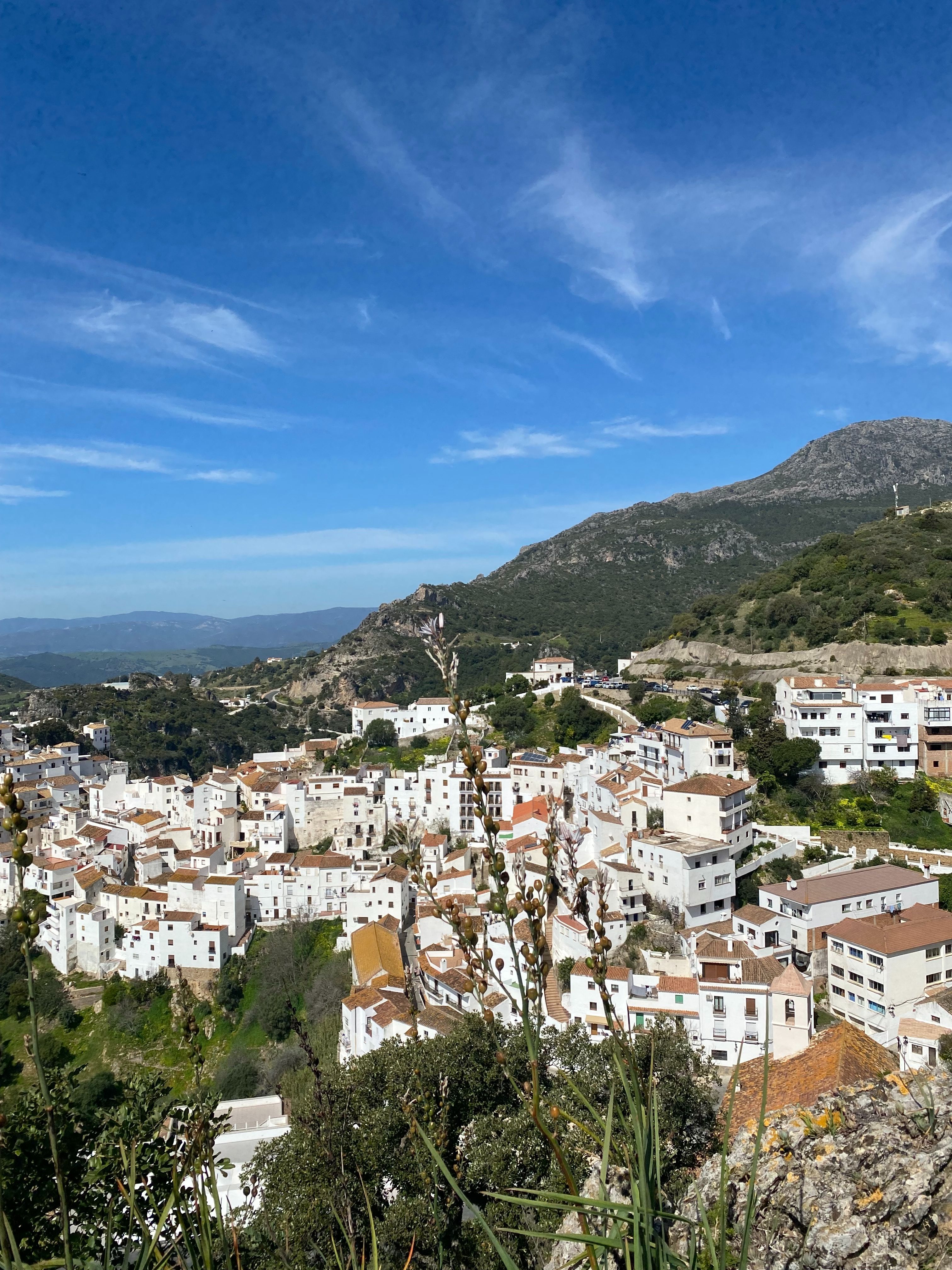 Visit The 10 Most Beautiful Small Towns In Spain Before The Year Ends