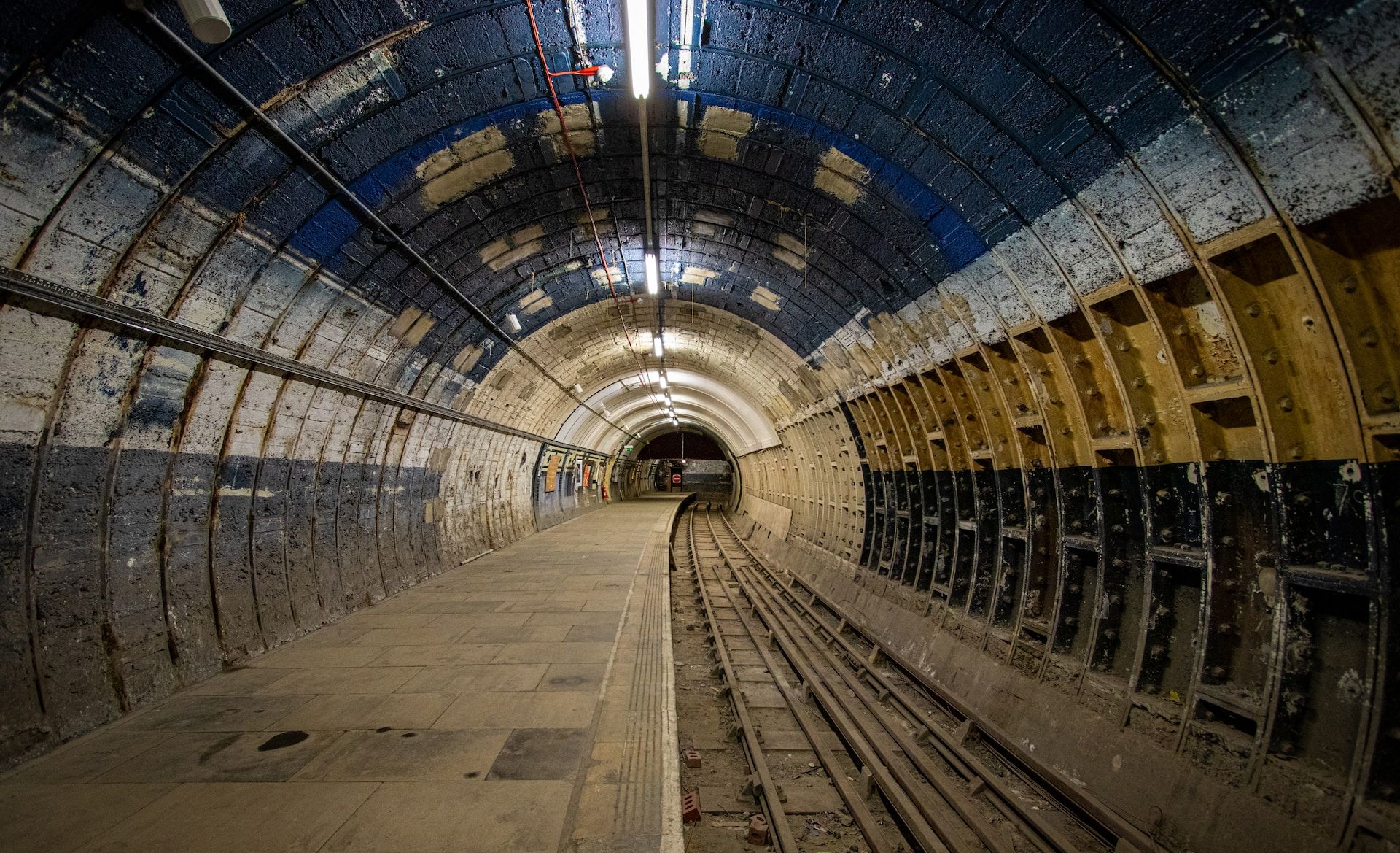 10 Abandoned Subway Stations That Still Give Visitors The Creeps