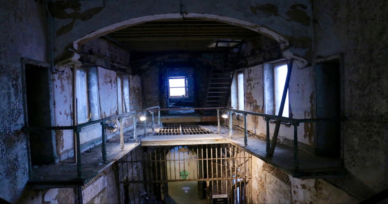 10 Best, Spookiest, & Scariest Haunted Attractions In The U.S.