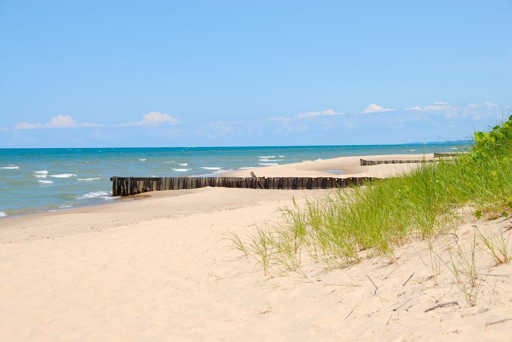 7 Hidden Beaches In The Midwest That Feel Like The Caribbean