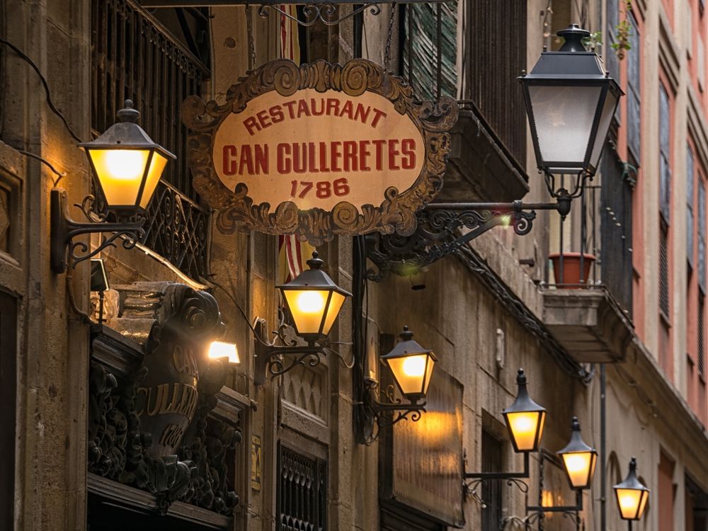 14 Best Barcelona Restaurants Where The Locals Go