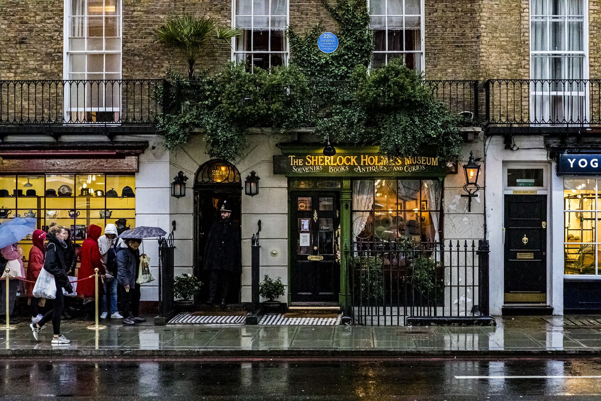 10 Best London Streets That Offer Charming Walks, Historic Ambiance ...