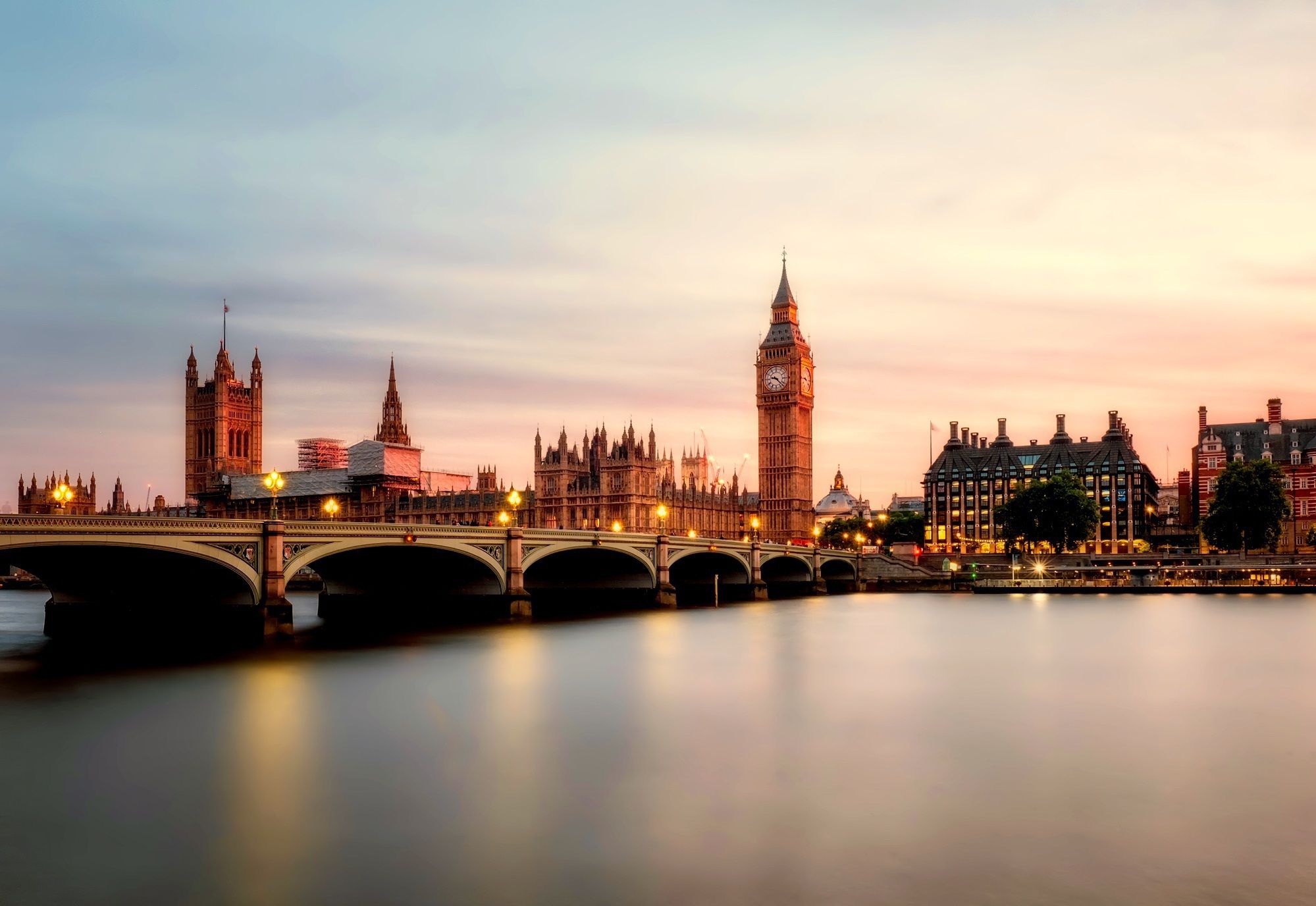 Visit These 10 Best Castles In London For An Extraordinary Journey ...