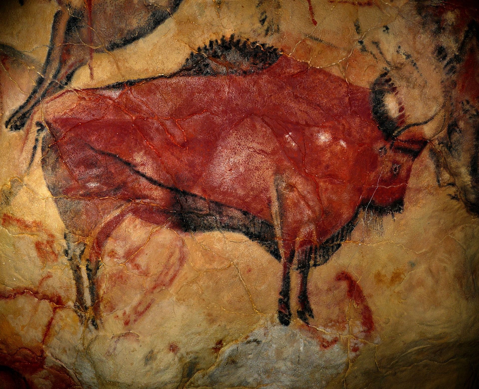 10 Caves Around The World Where You Can Find Fascinating Prehistoric ...