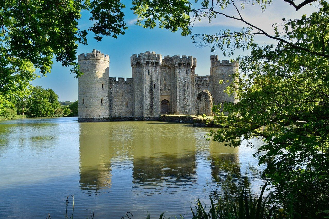 Visit These 10 Best Castles In London For An Extraordinary Journey ...
