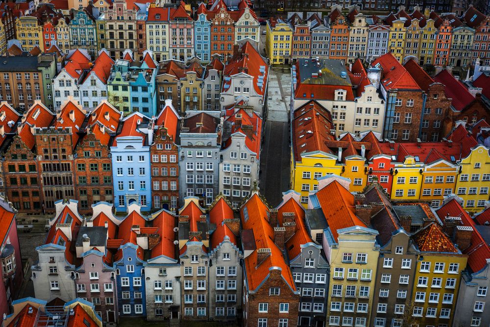 What Makes Poland's Gdańsk One Of The Most Unique & Historic Cities To ...