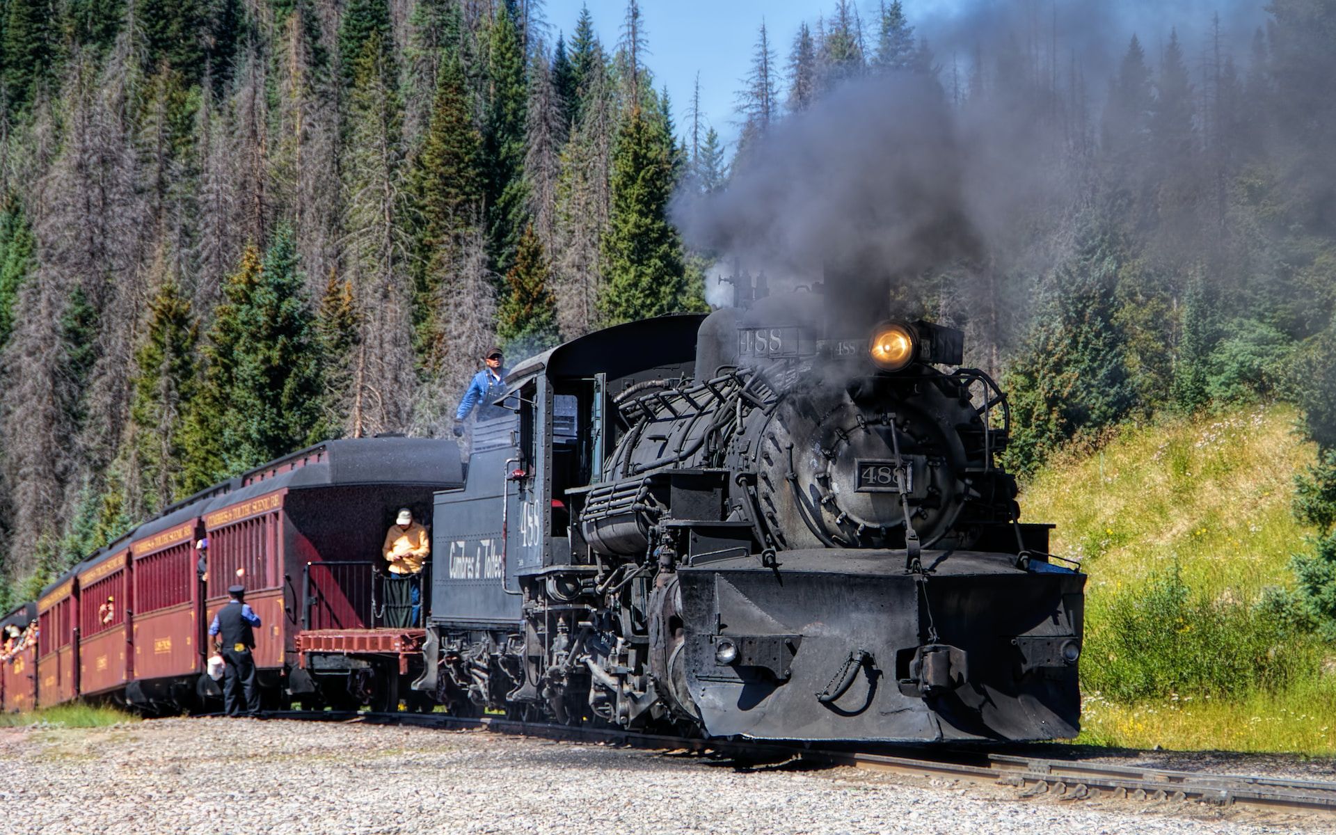 These Are 12 Of The Most Historic Train Rides To Enjoy In America