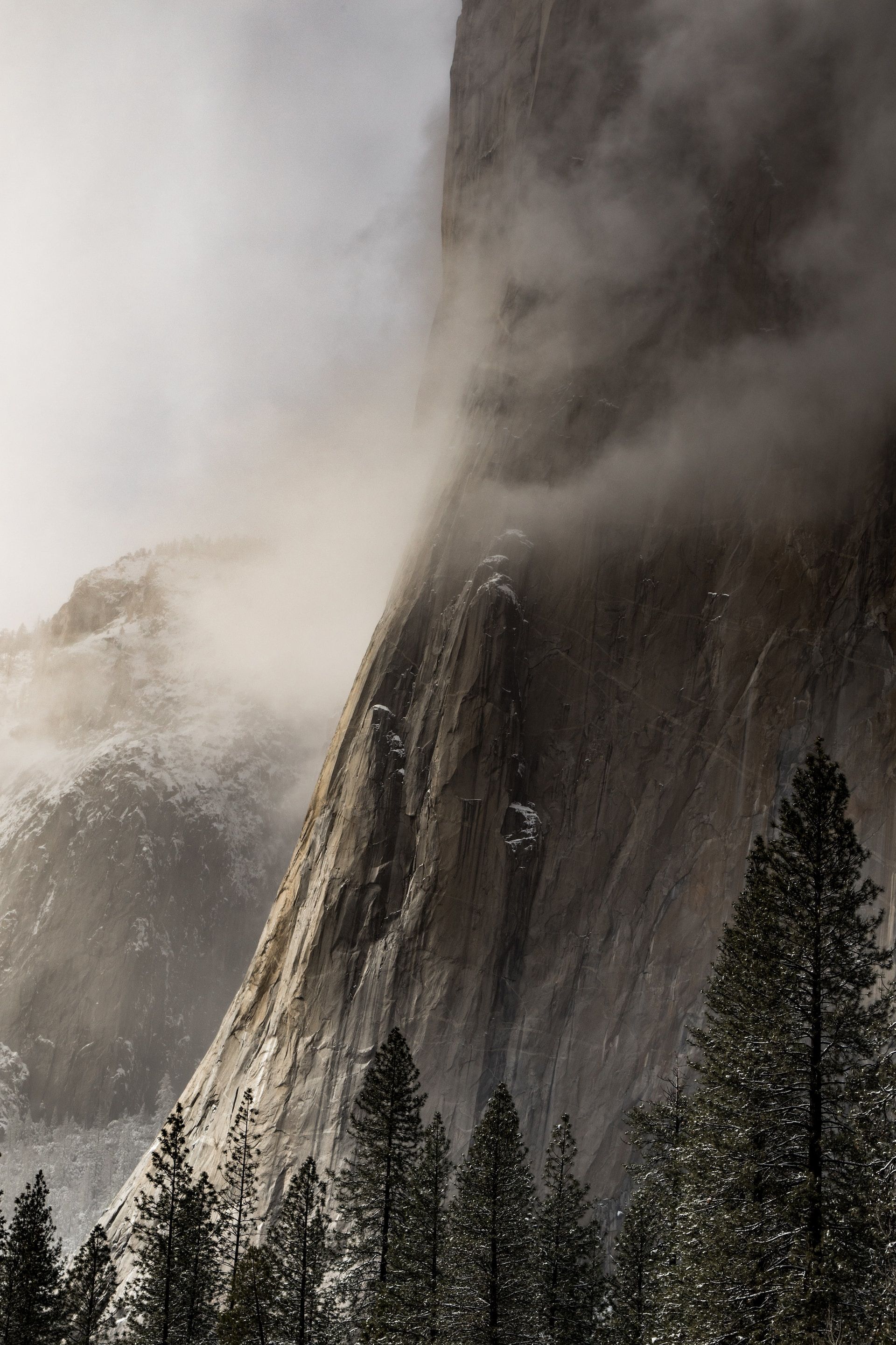 10 Incredible Facts You Probably Didn't Know About Yosemite's El Capitan