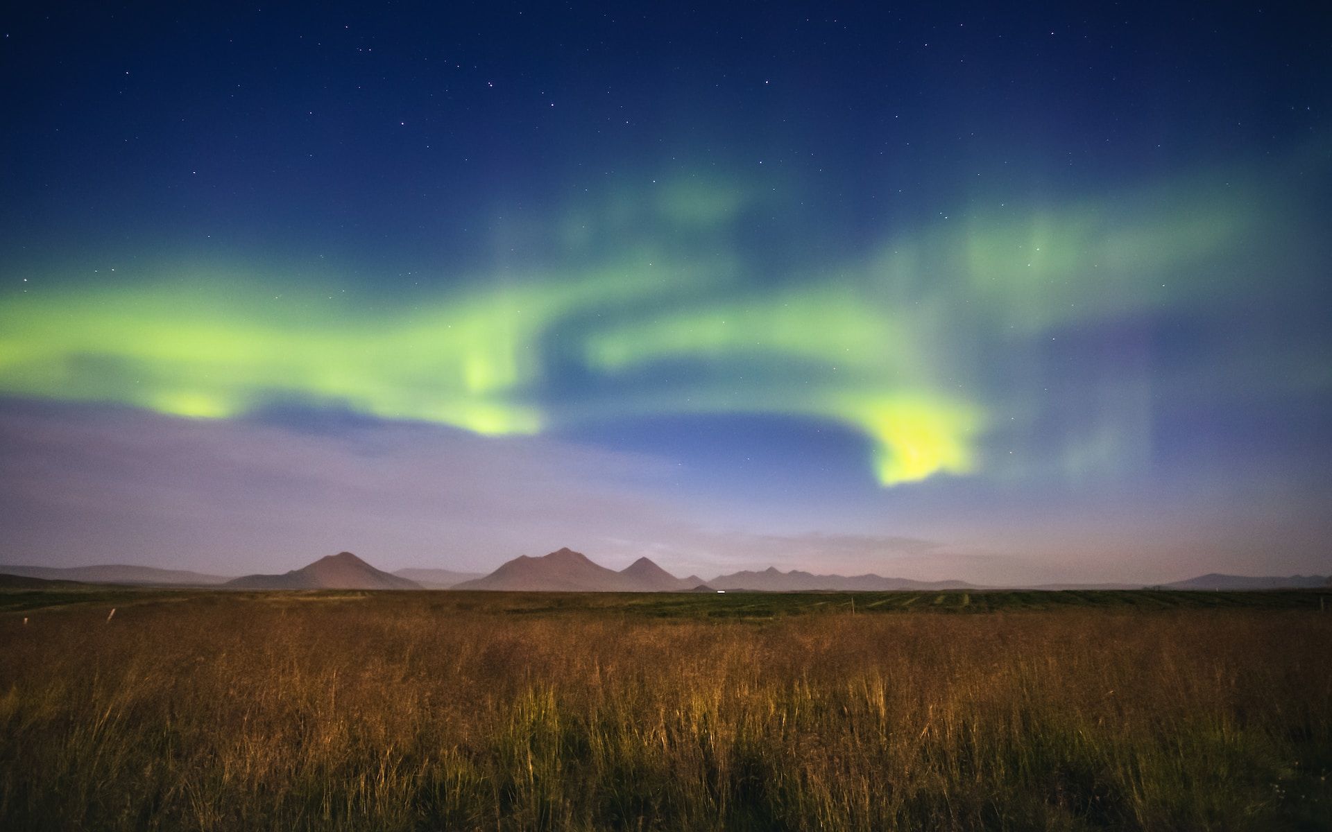 Awe-Inspiring Peaks: 10 Most Beautiful Iceland Mountains You Should Visit