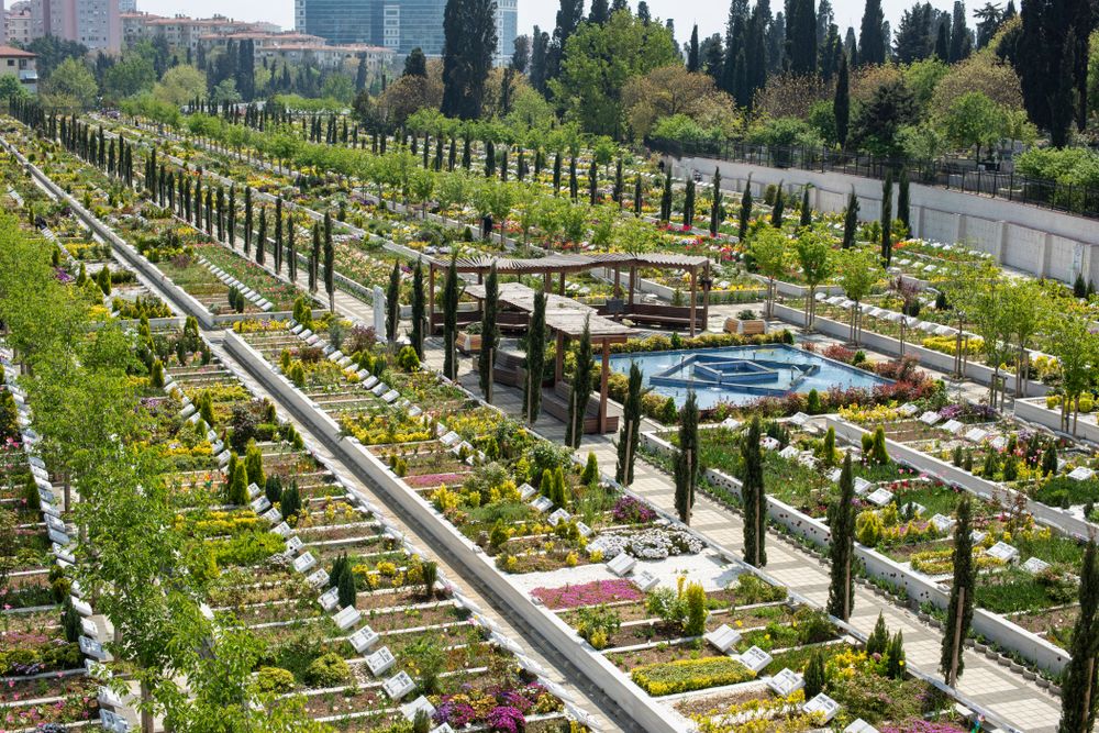 Creep City: 10 Largest Cemeteries In The World That Will Make You Feel ...