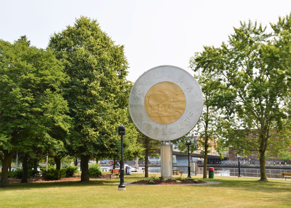 These Are The Quirkiest Landmarks In Canada (That Are Worth A Road Trip)