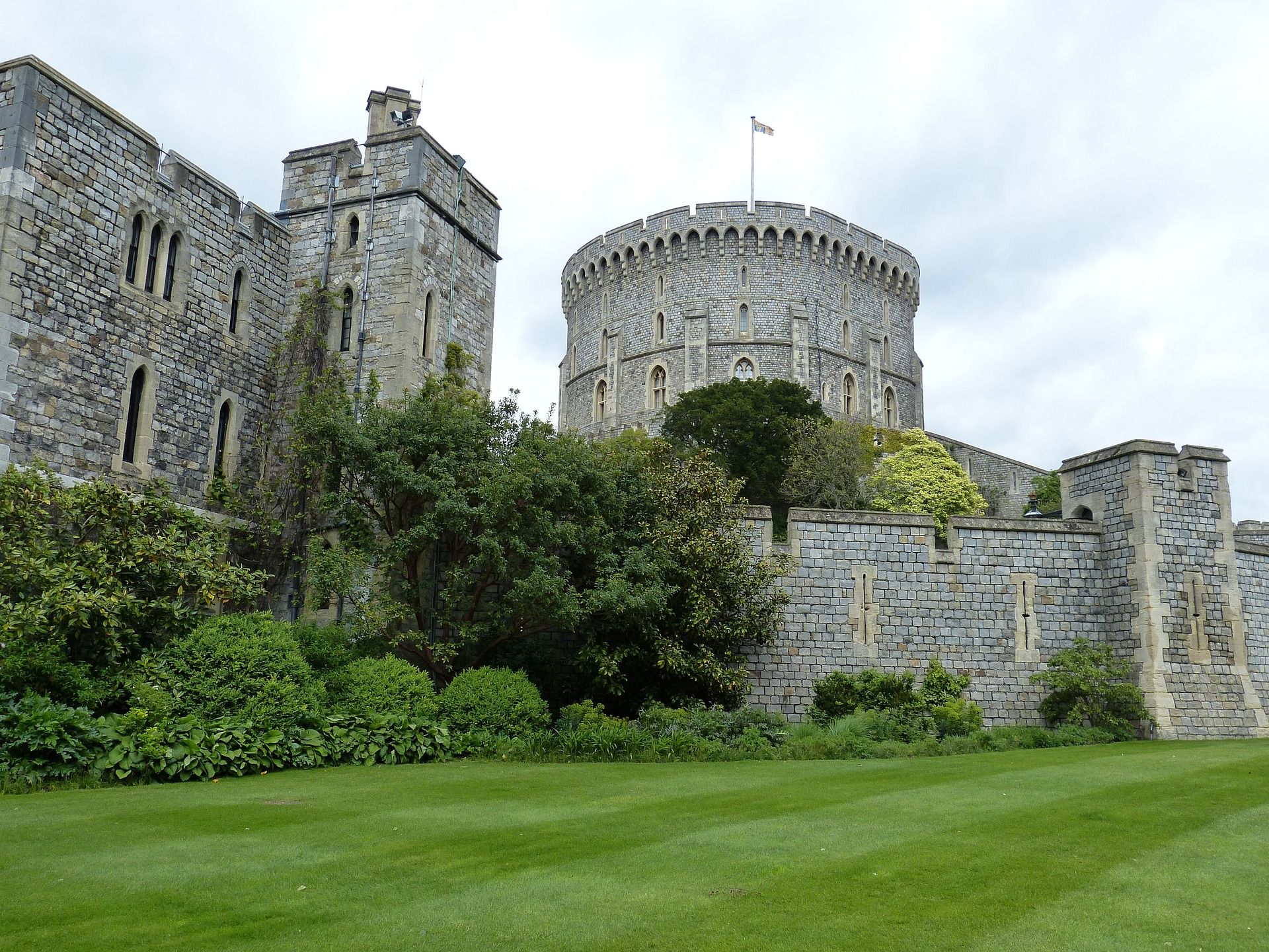 Visit These 10 Best Castles In London For An Extraordinary Journey ...