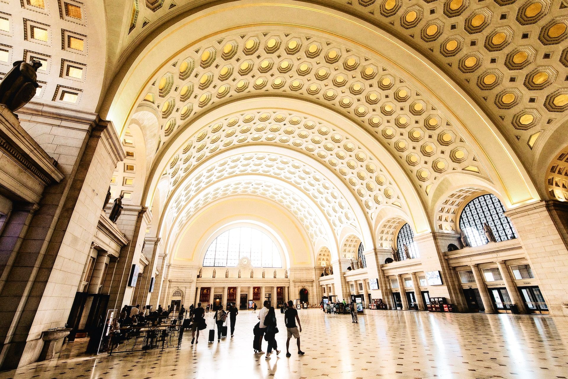 Amtrak Washington D.C.: 10 Things To Know About The Union Station And ...