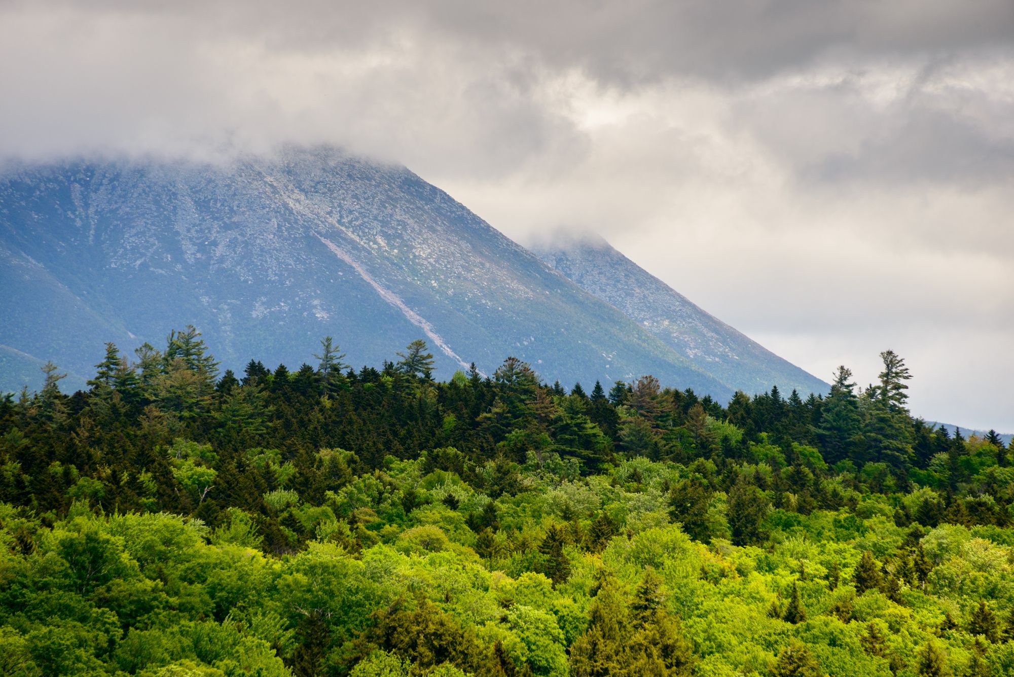 10 Caves In Maine You Didn't Know Existed (& How To Find Them)